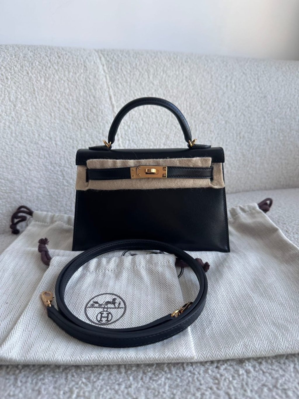 Hermes Mini Kelly Black Box - INT - Luxe Du Jour